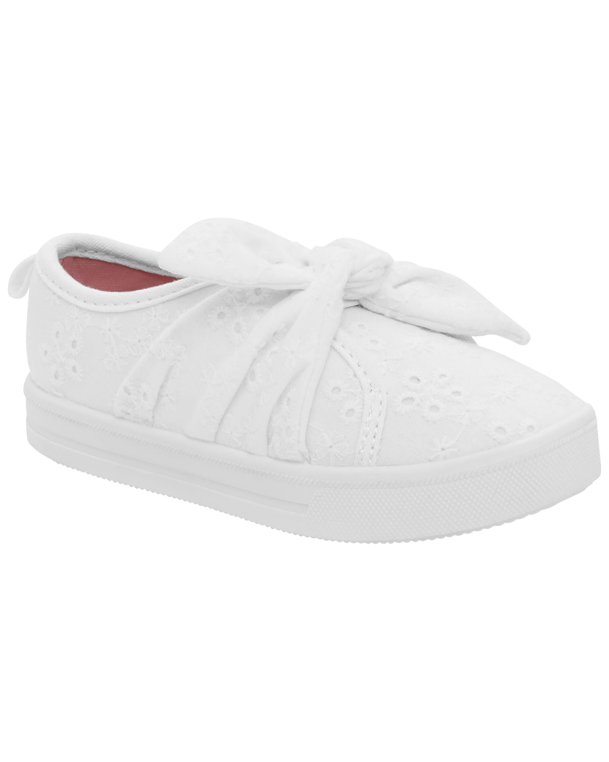 Eyelet sneakers store